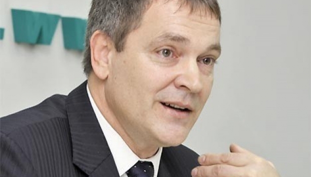 Kolesnichenko: Russian not yet regional language anywhere