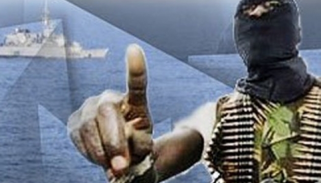 Pirates release two Ukrainians from German ship Hansa Marburg