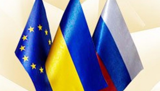 EU approves sanctions against Russian and Ukrainian officials