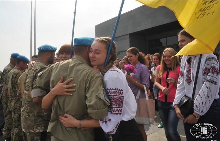 Soldiers of 81st military brigade welcomed in Kyiv. Photos