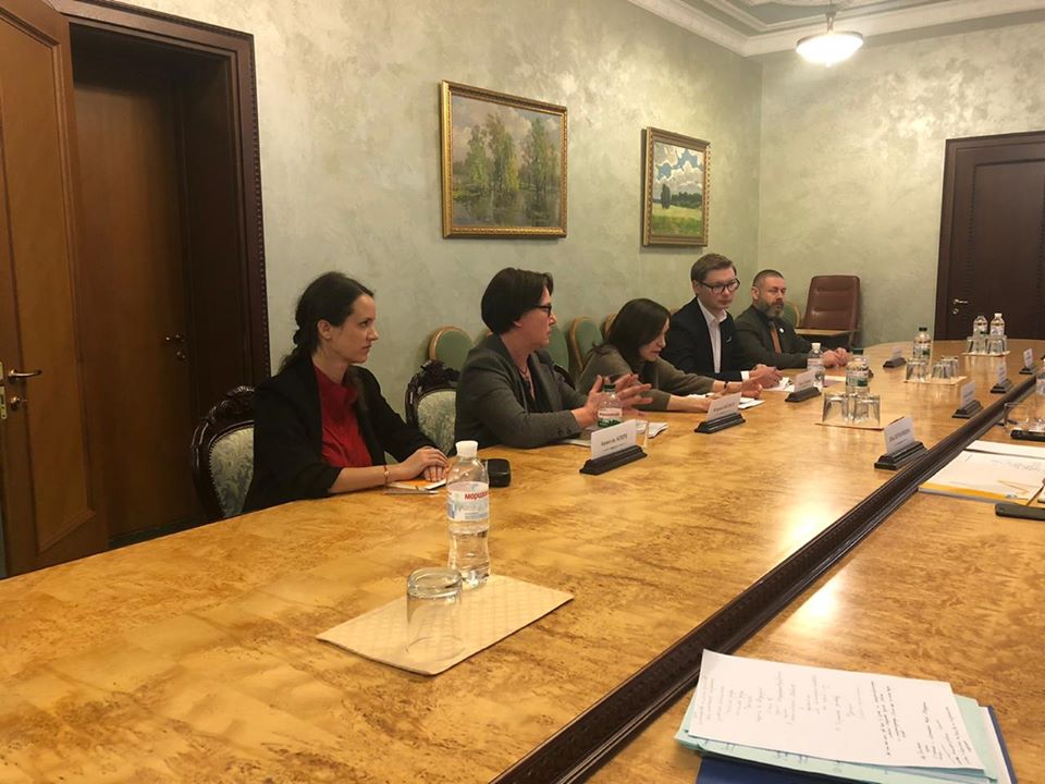 Ukraine to facilitate work of international humanitarian organizations ...