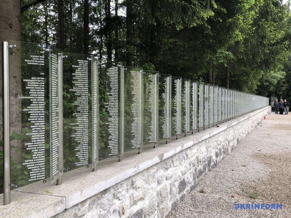 Ukraine commemorates Ebensee concentration camp victims