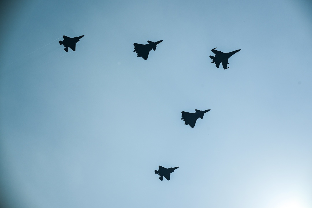 Парад у Пекіні продемонстрував світові недоведену потугу. Але не це основне